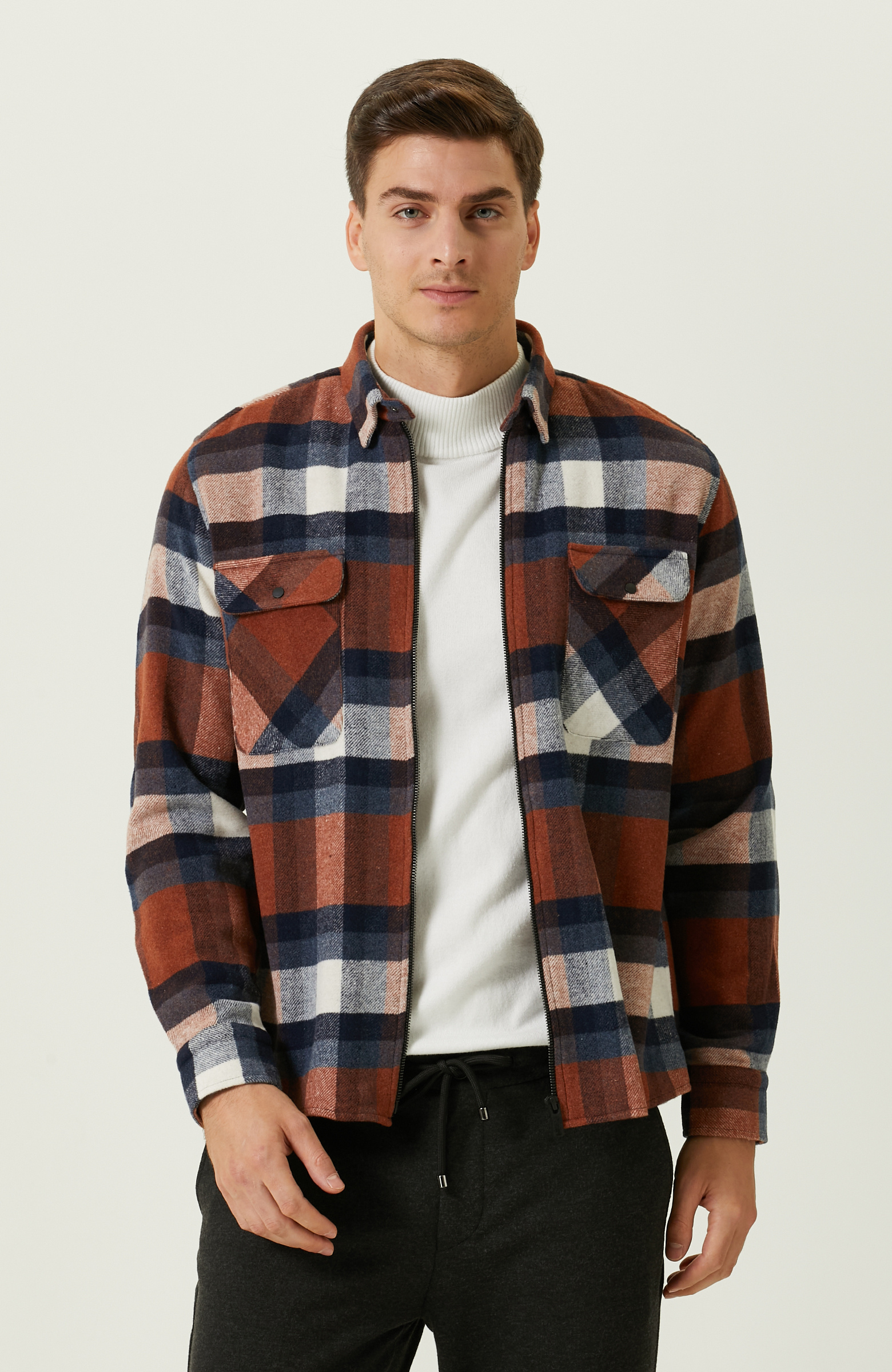 Slim Fit Lacivert Gömlek