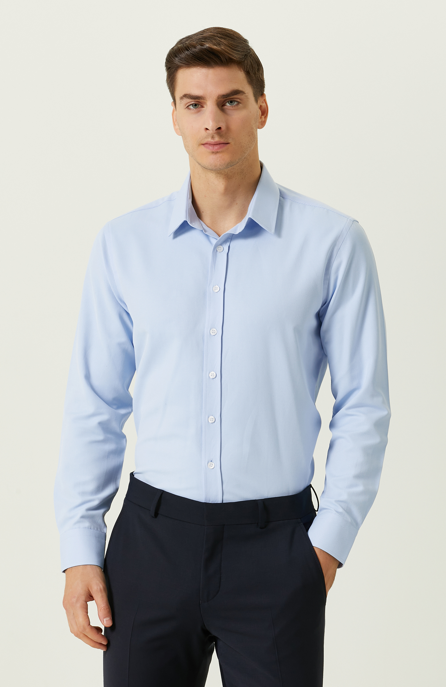 Slim Fit Açık Mavi Basic Diyagonal Gömlek Slim Fit Açık Mavi Basic Diyagonal Gömlek