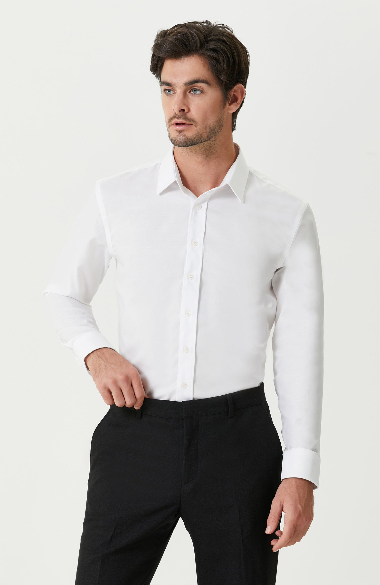 Slim Fit Beyaz Gömlek