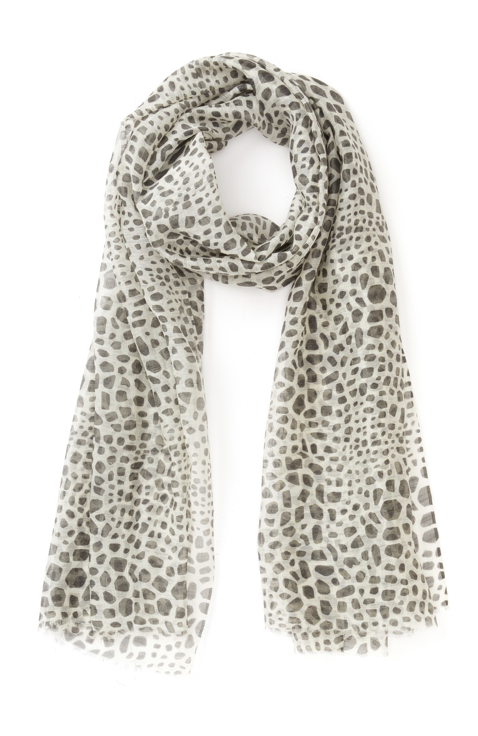 Siyah Beyaz Desenli Kadın Yün Şal Siyah Beyaz Desenli Kadın Yün Şal