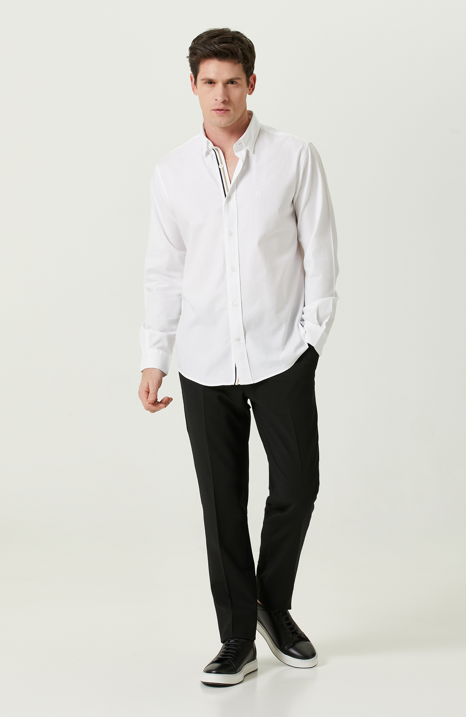 Normal Bel Düz Paça Siyah Pantolon