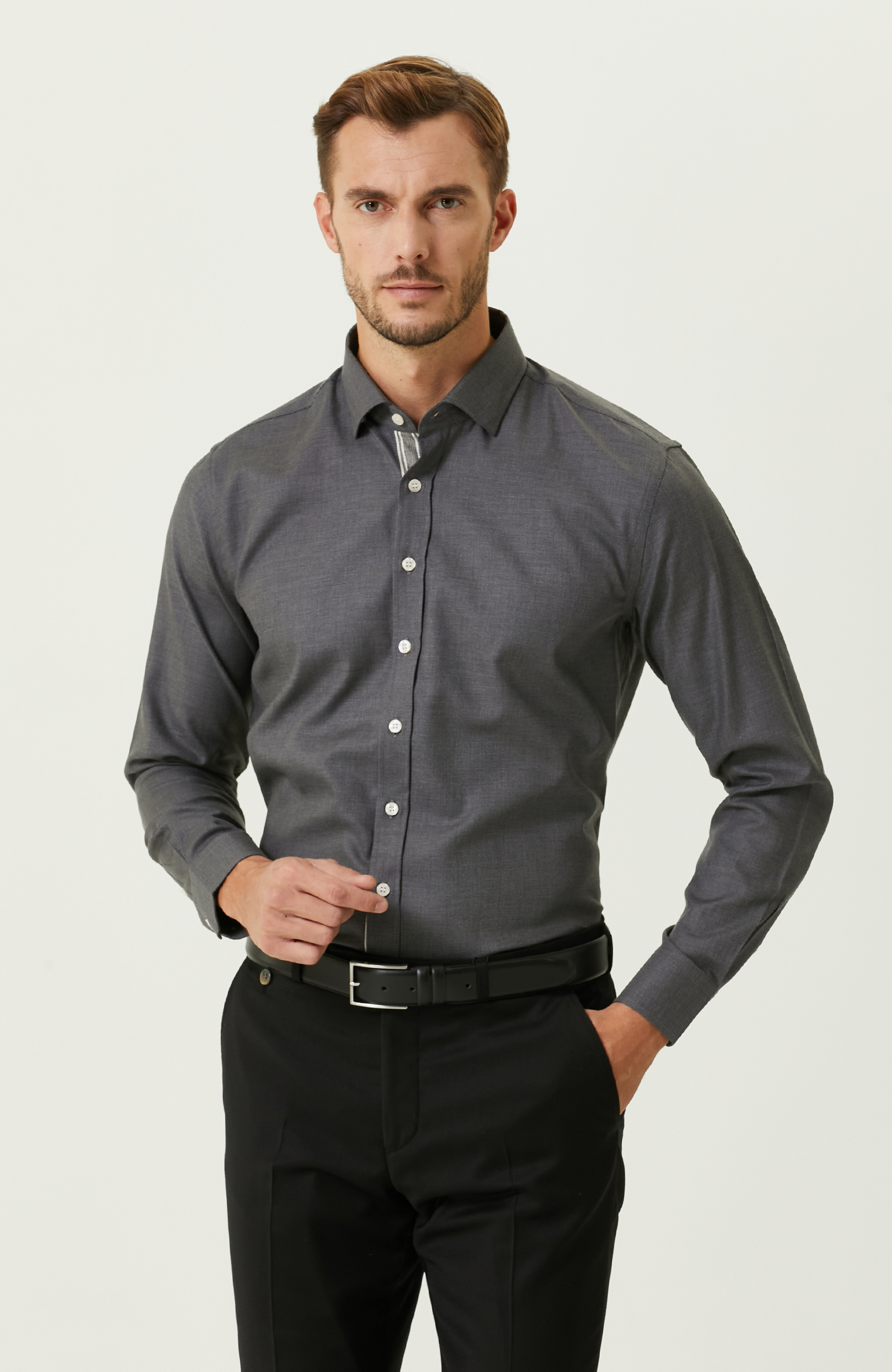 Slim Fit Antrasit Diyagonal Pamuk Gömlek Slim Fit Antrasit Diyagonal Pamuk Gömlek