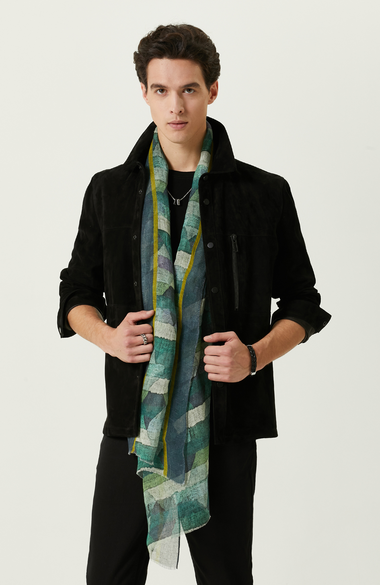 Siyah Deri Gömlek Siyah Deri Gömlek