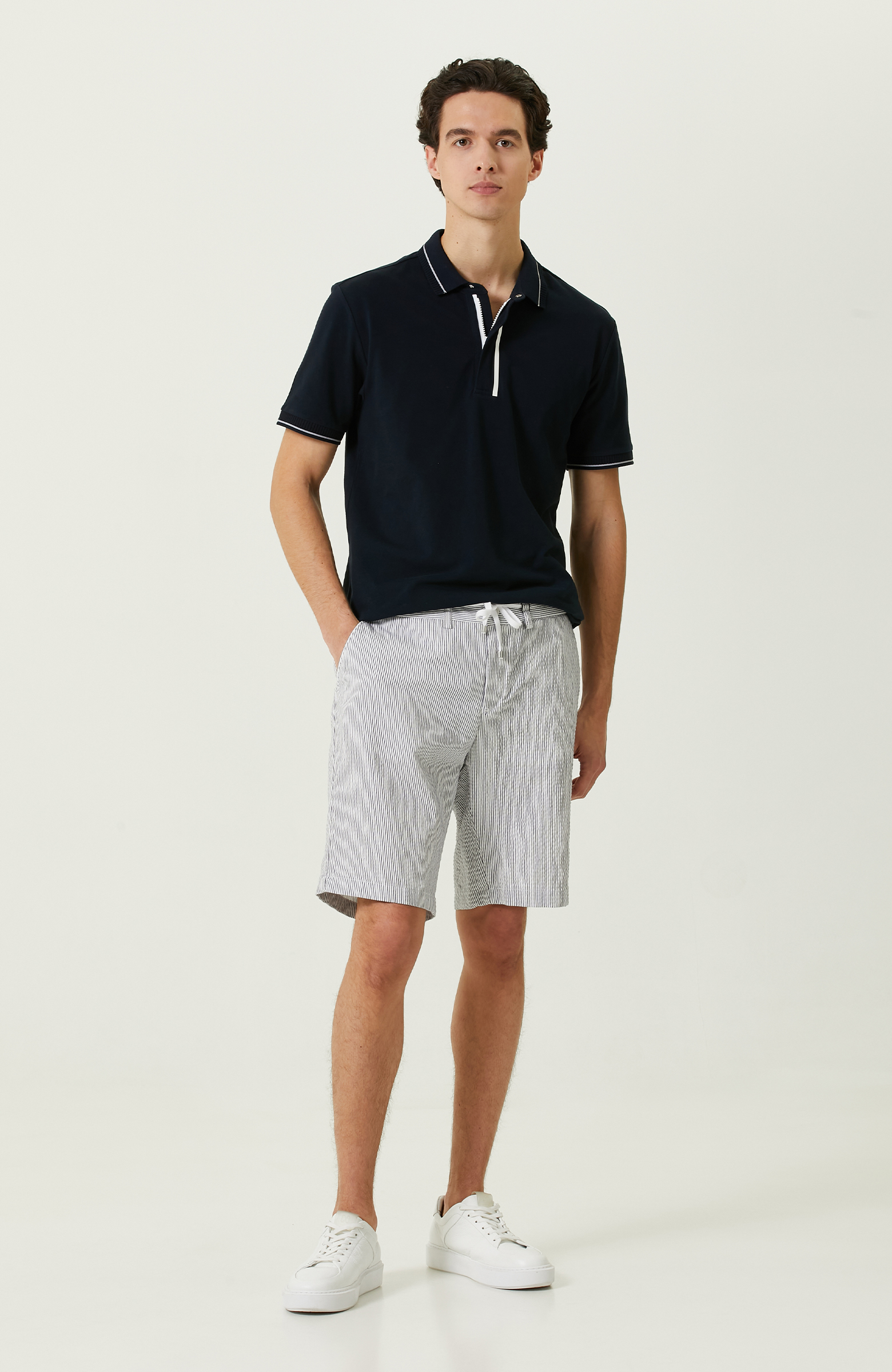 Lacivert Beyaz Duble Paça Şort Lacivert Beyaz Duble Paça Şort