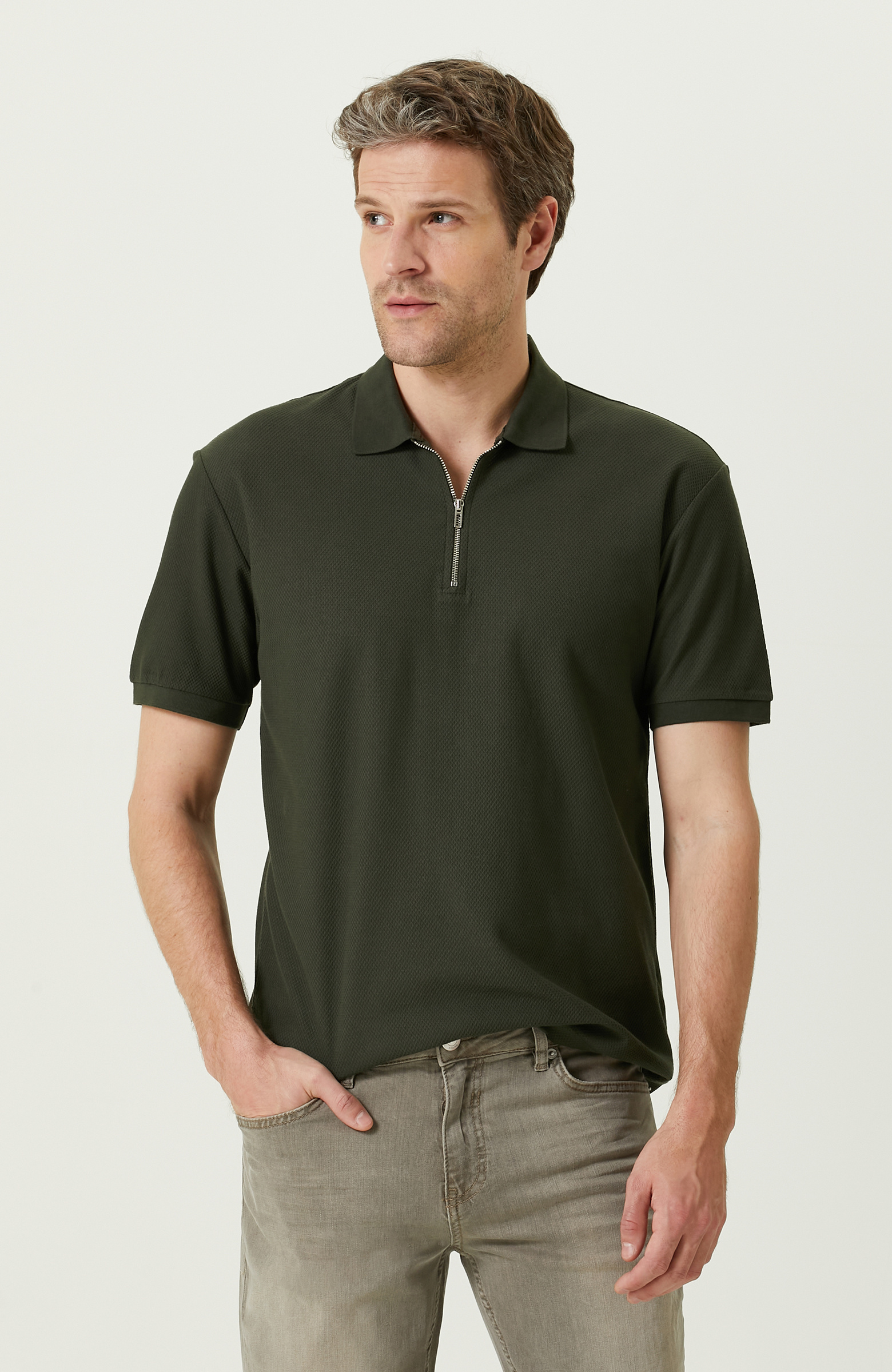 Haki Polo Yaka Kısa Kollu T-Shirt