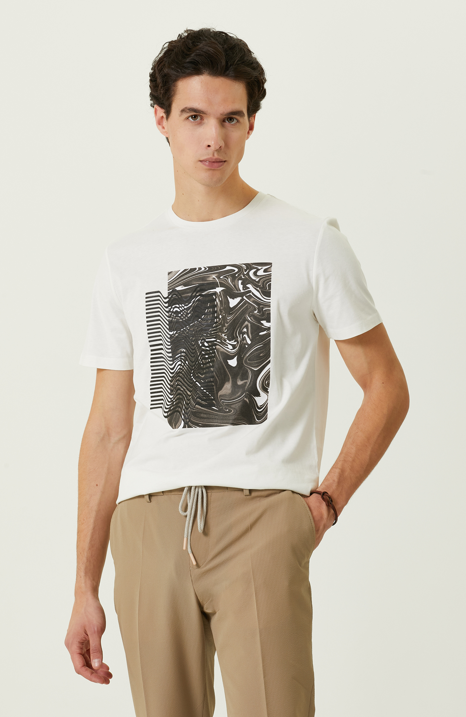 Beyaz Slim Fit Tshirt