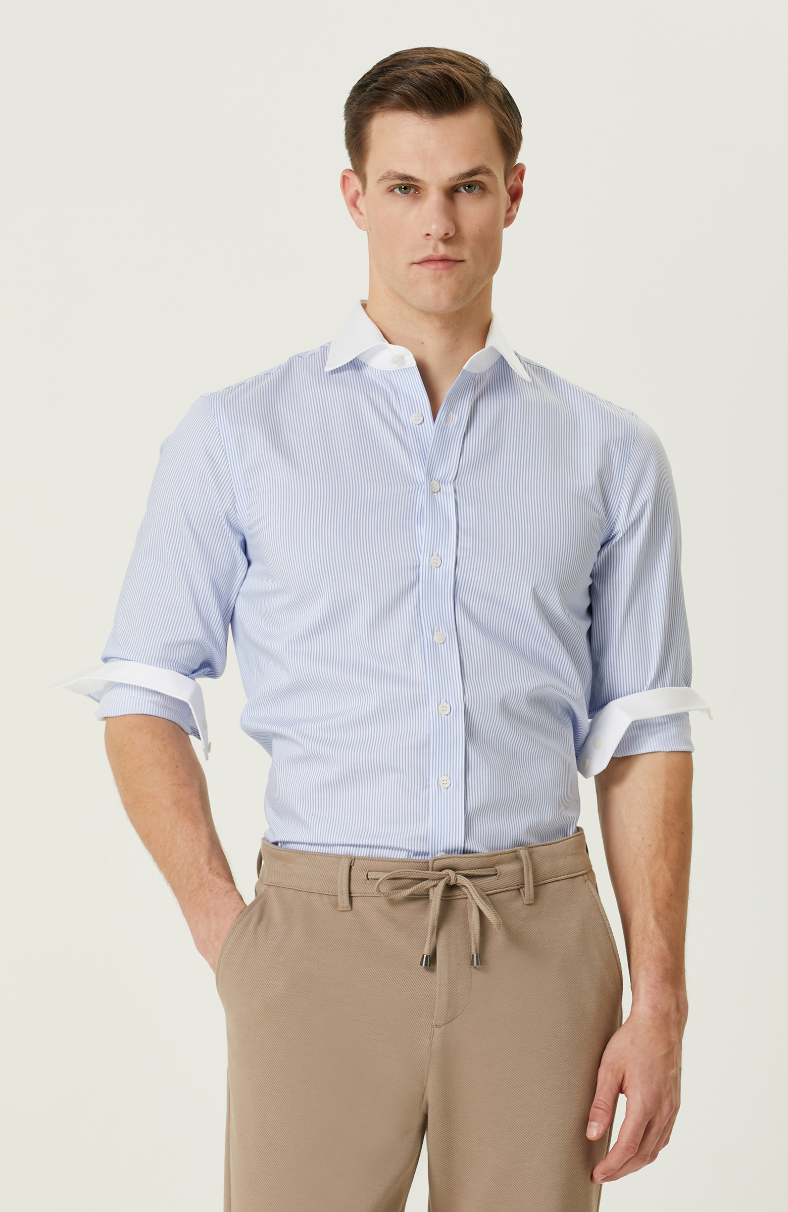 Mavi Beyaz Slim Fit Gömlek Mavi Beyaz Slim Fit Gömlek