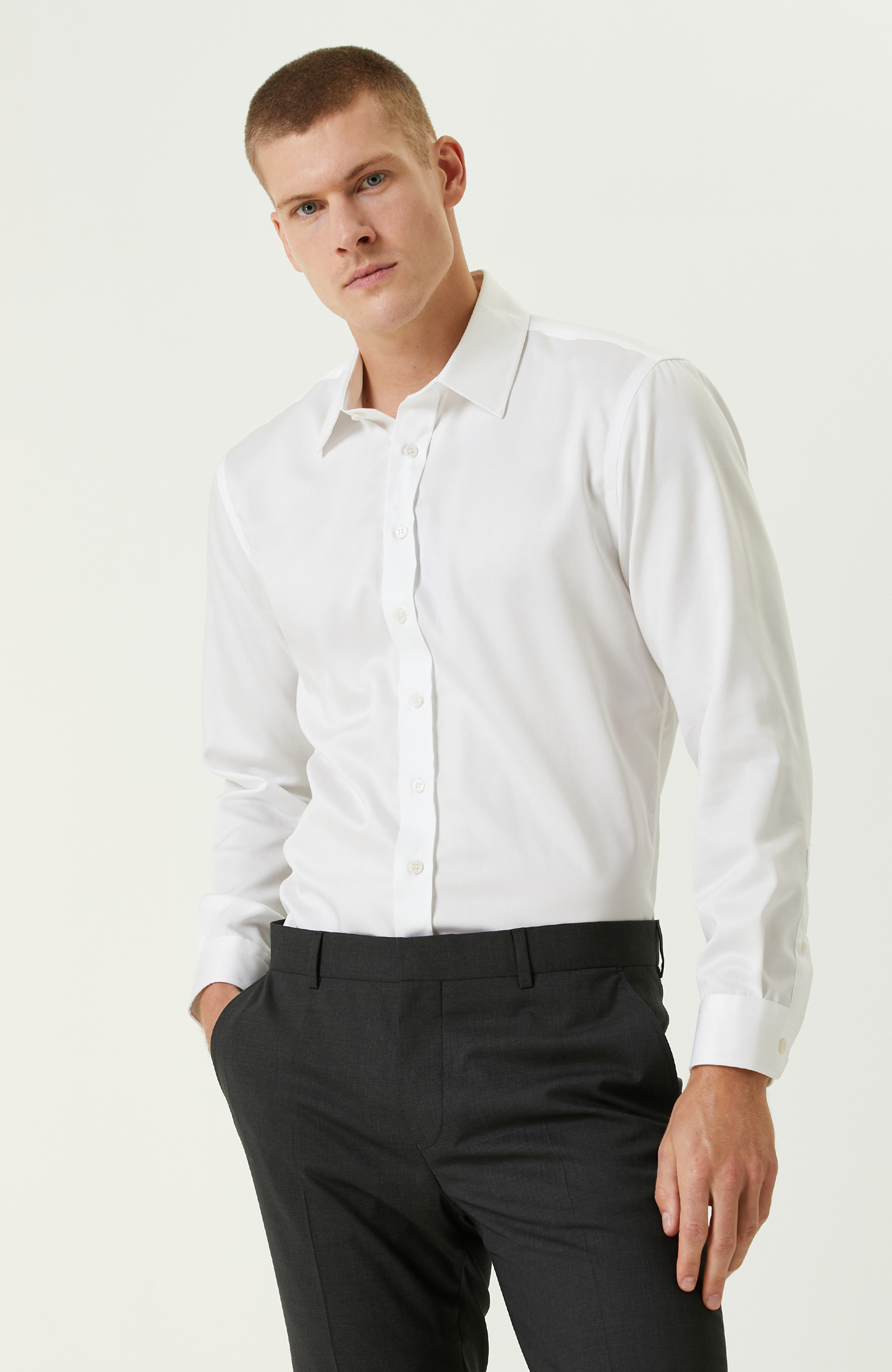 Non-Iron Beyaz Uzun Kollu Saten Gömlek