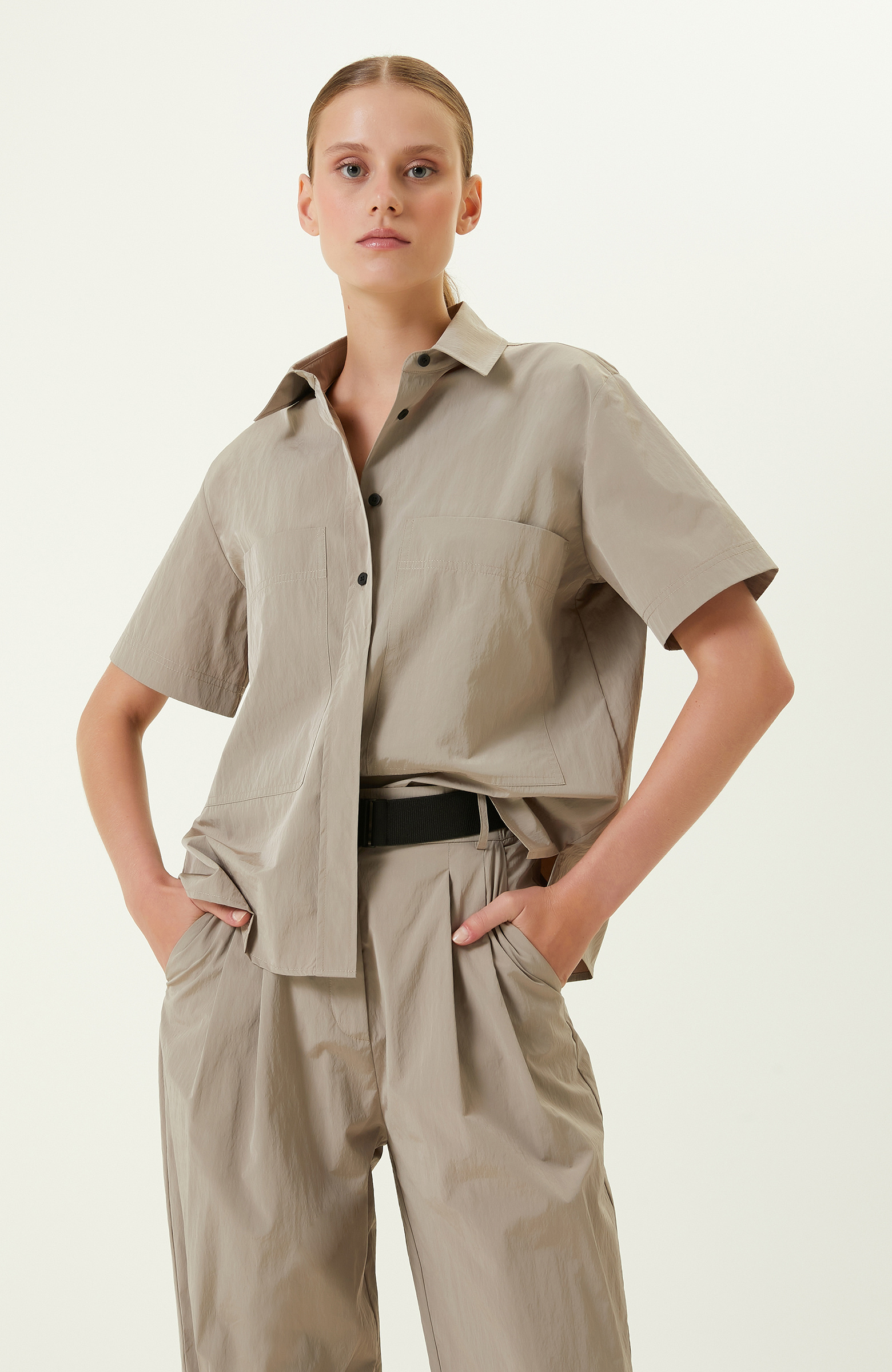 N-Tech Taş Rengi Kısa Kollu Gömlek