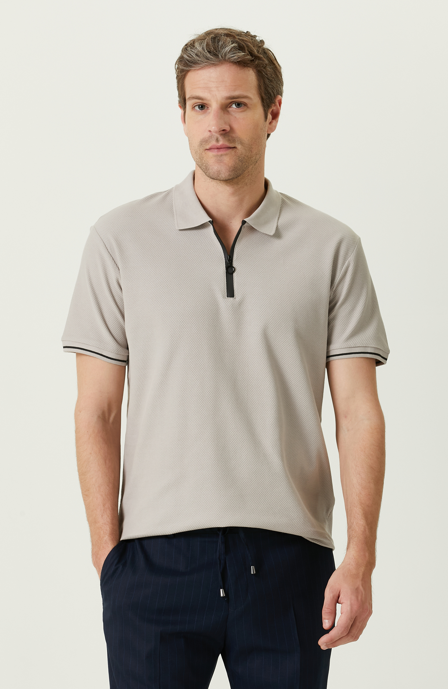 Taş Rengi Örme Kısa Kollu Polo Yaka T-Shirt Taş Rengi Örme Kısa Kollu Polo Yaka T-Shirt