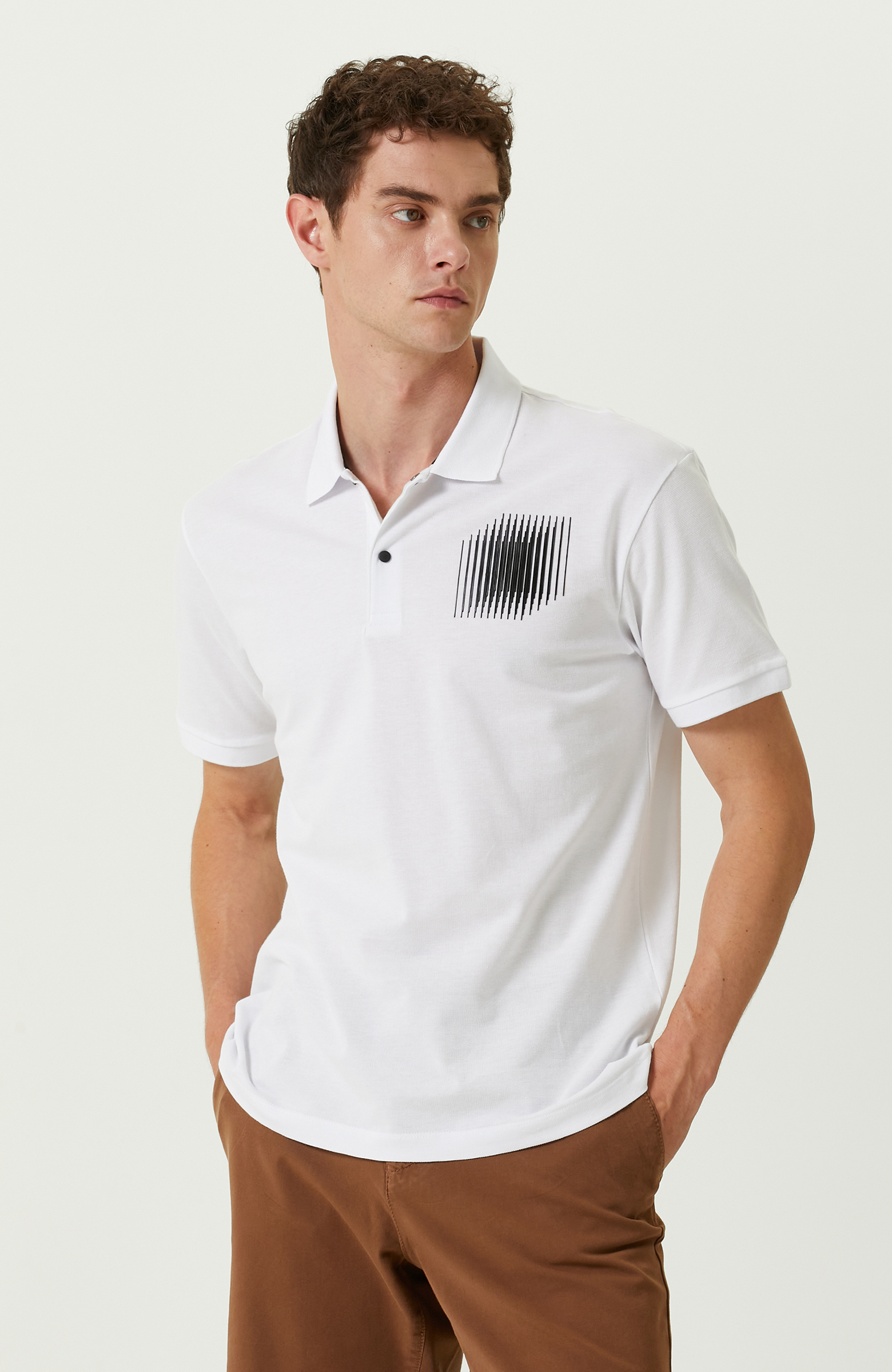 Beyaz Desenli Pamuklu Tshirt