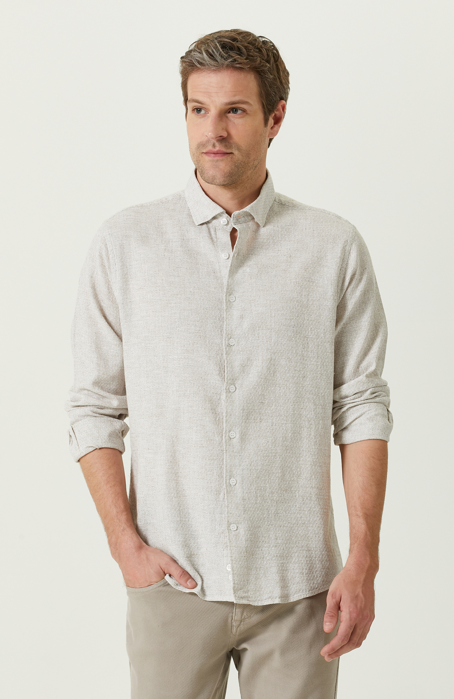 Haki Alttan Britli Yaka Uzun Kollu Gömlek