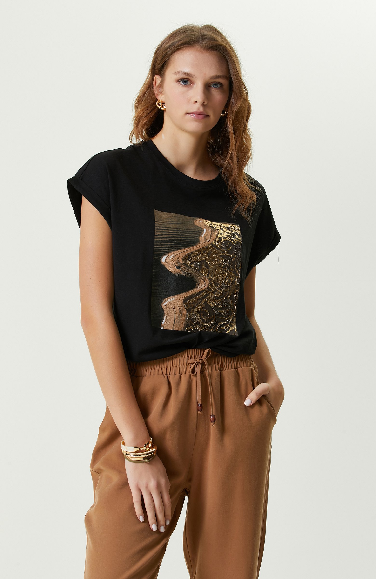 Siyah Baskılı Bisiklet Yaka T-Shirt