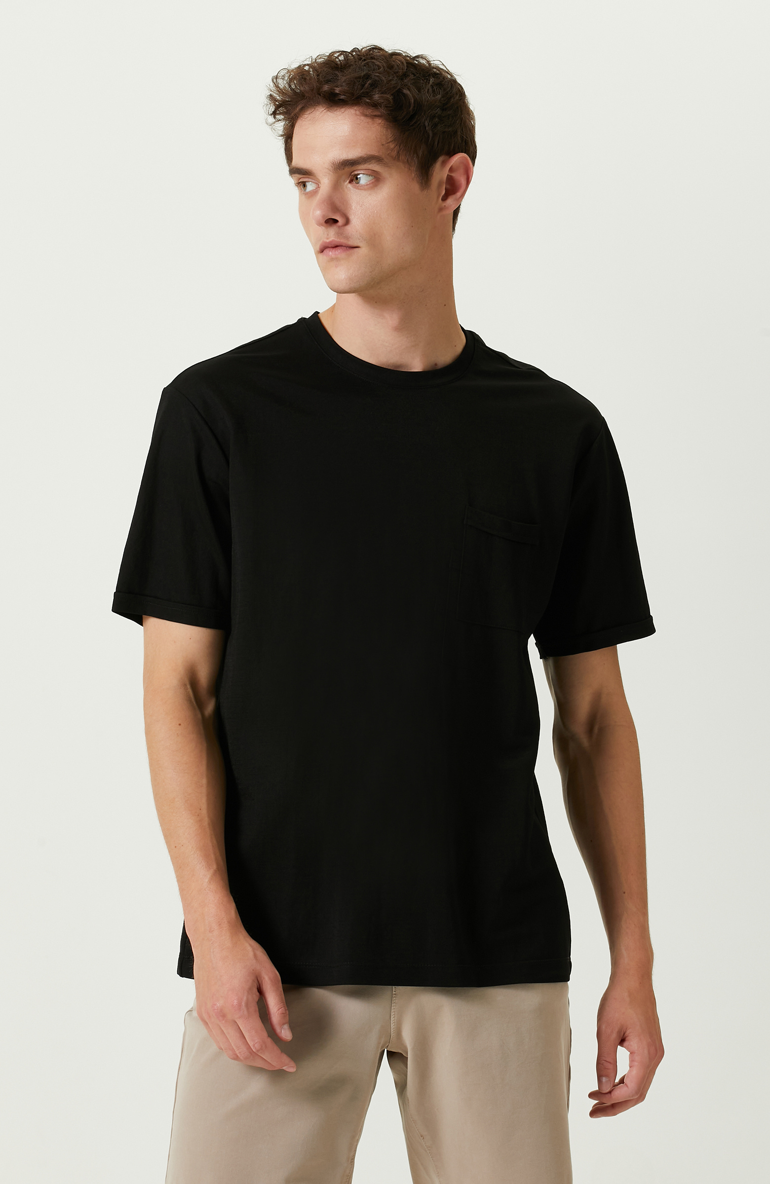 Siyah Bisiklet Yaka Tshirt