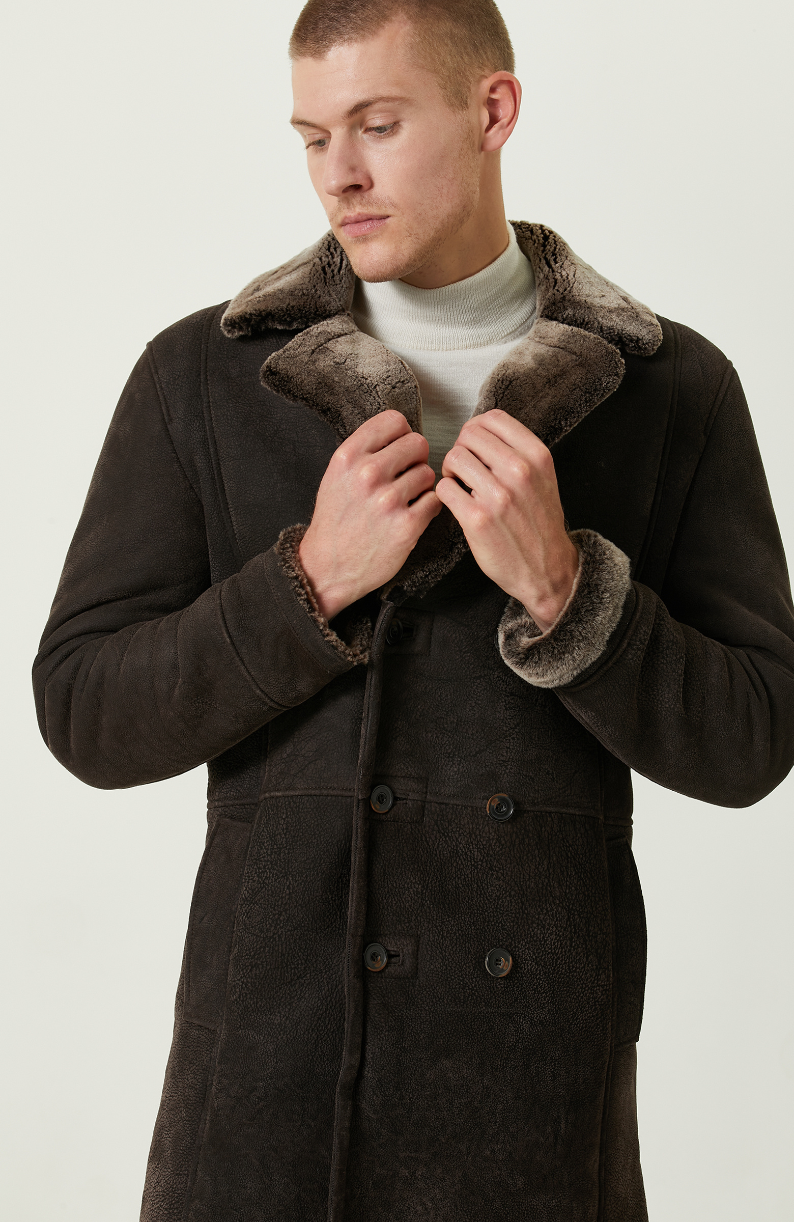 Kahverengi Yakası Kürklü Süet Deri Kaban