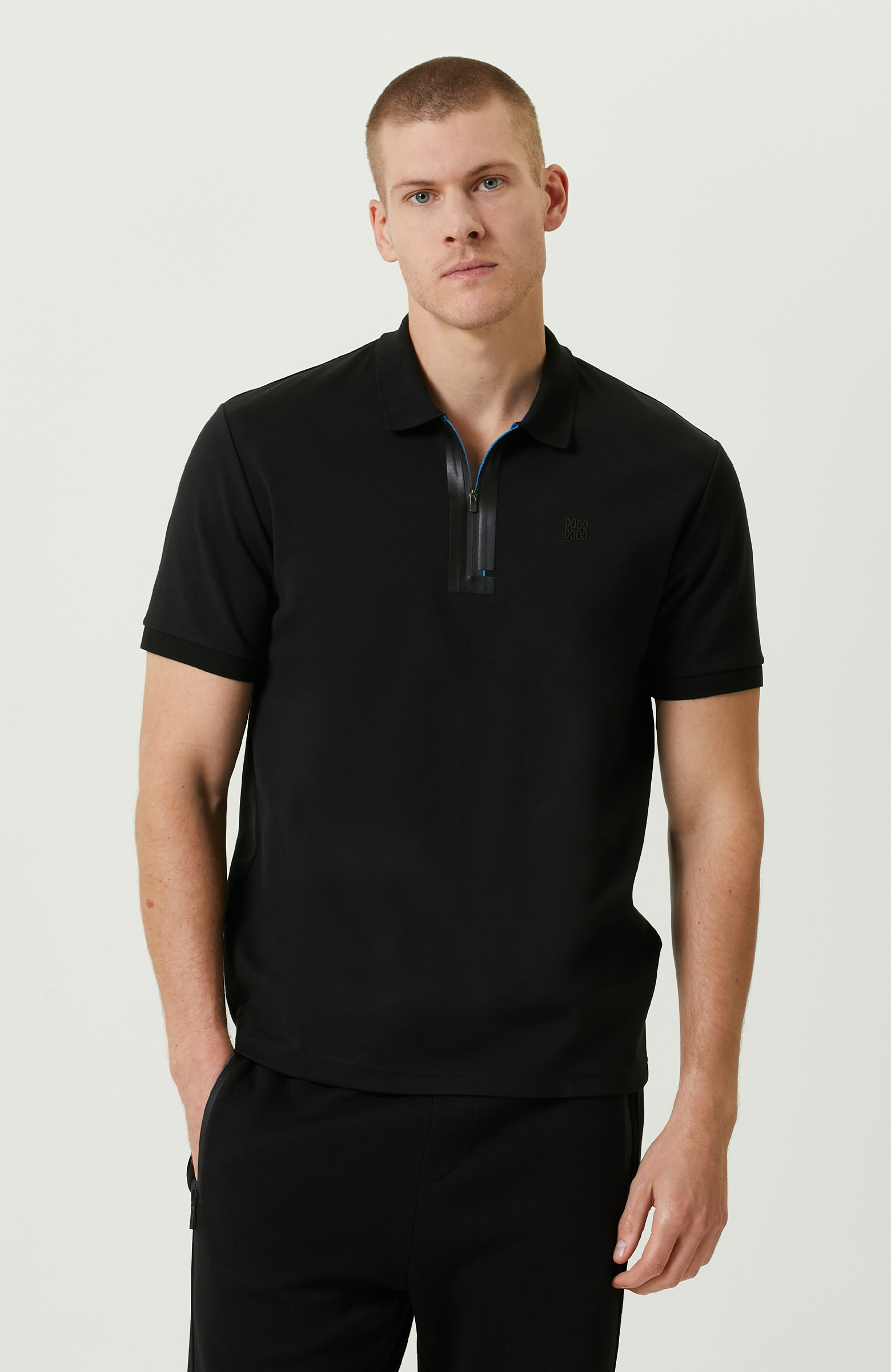 N-Tech Fermuarlı Siyah Polo Yaka Tshirt