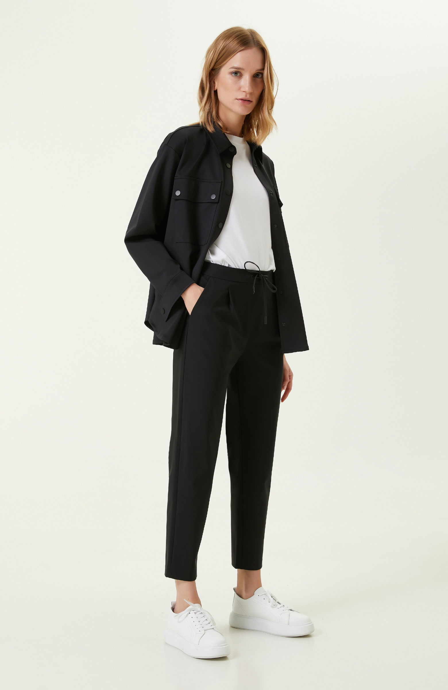 N-Tech Siyah Beli Bağcıklı Pantolon