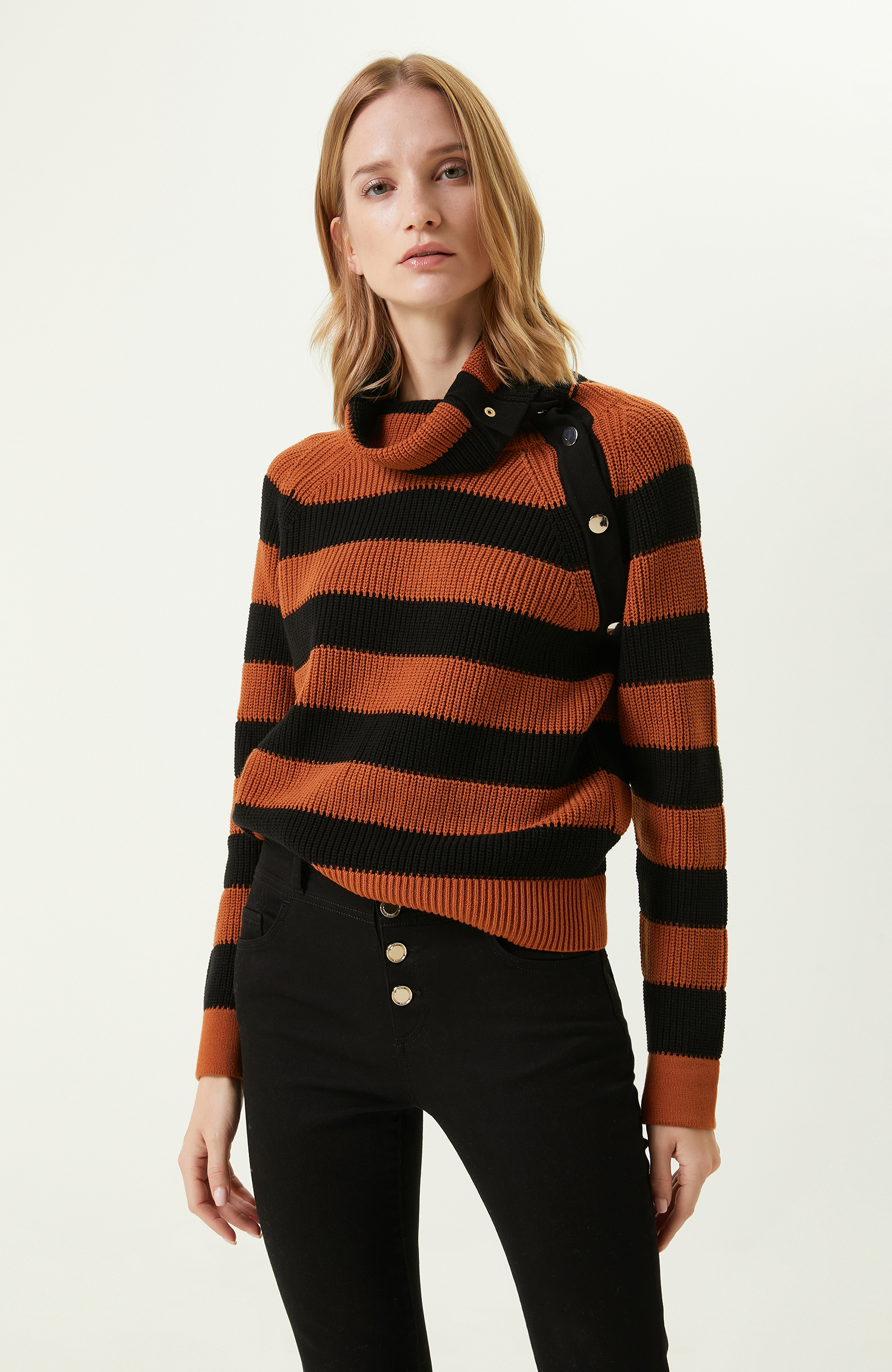 Pamuklu Camel Siyah Çizgili Triko Kazak