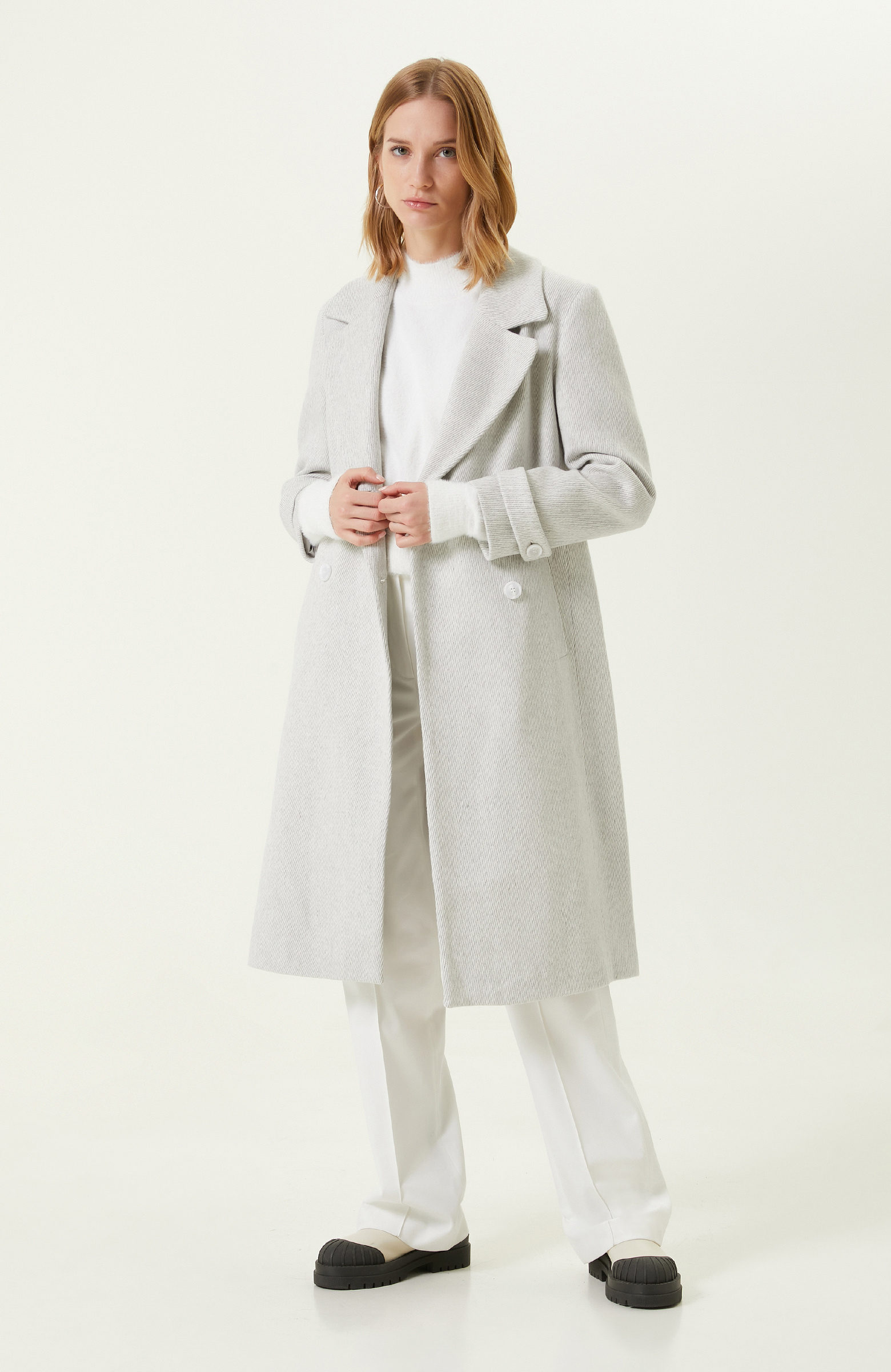 Diyagonal Desenli Gri Manto