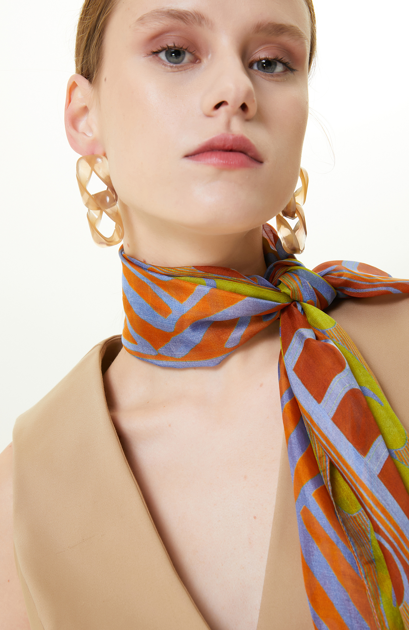 Kahverengi Kadın Küpe