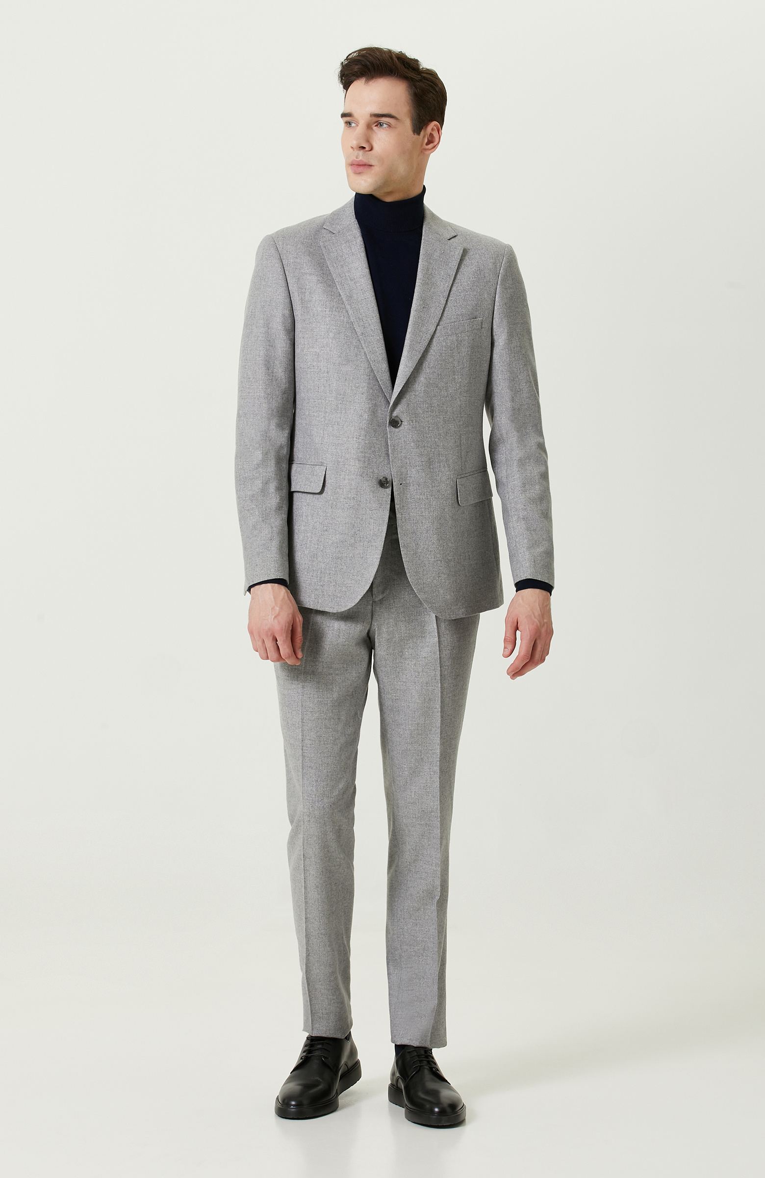 Dokuma Çift Yırtmaçlı Gri Kareli Takım Elbise