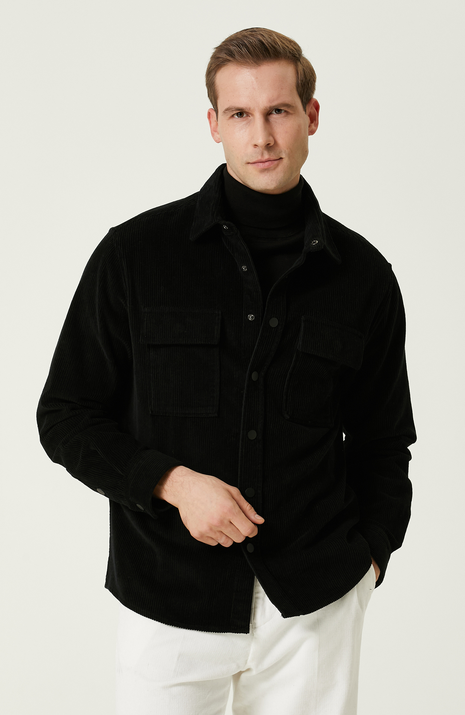 Siyah Kadife Gömlek