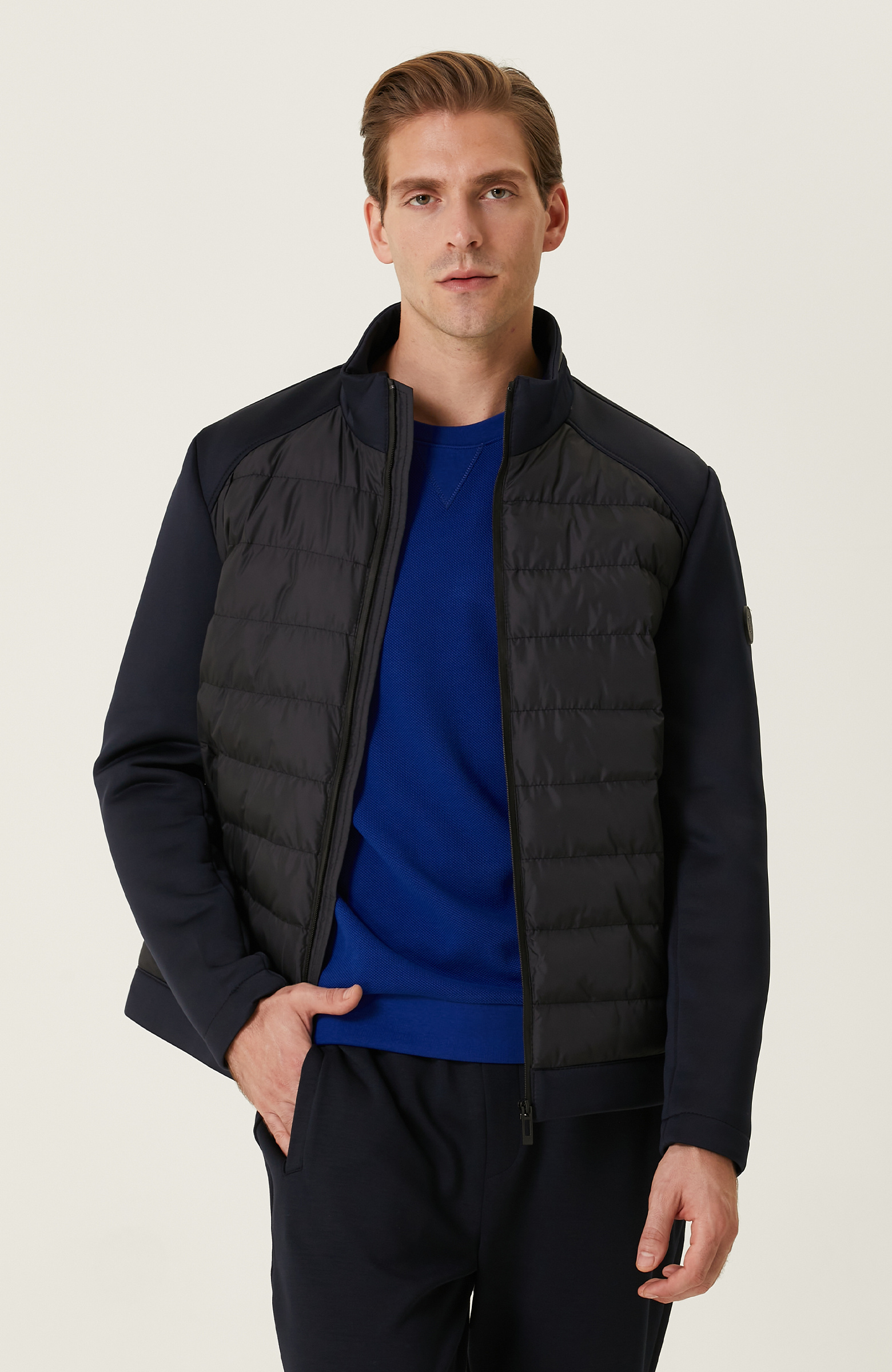 Lacivert Kapitoneli Mont