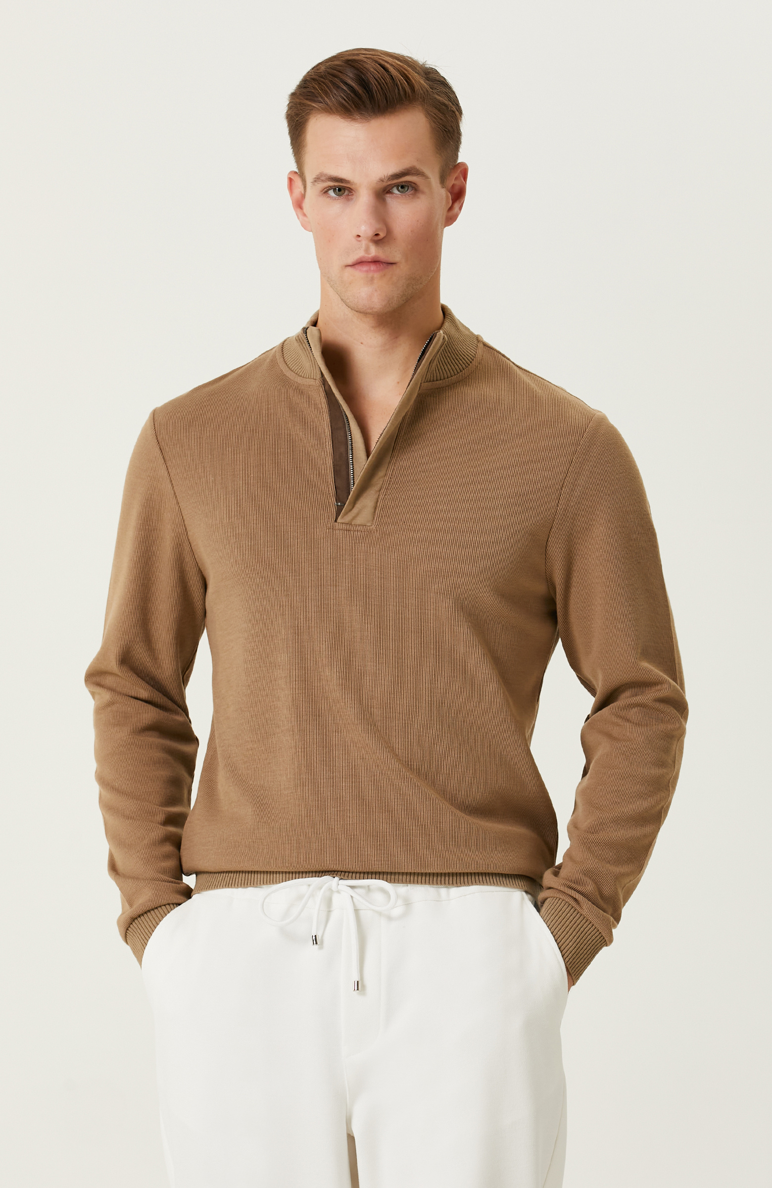 Camel Dik Yaka Sweatshirt