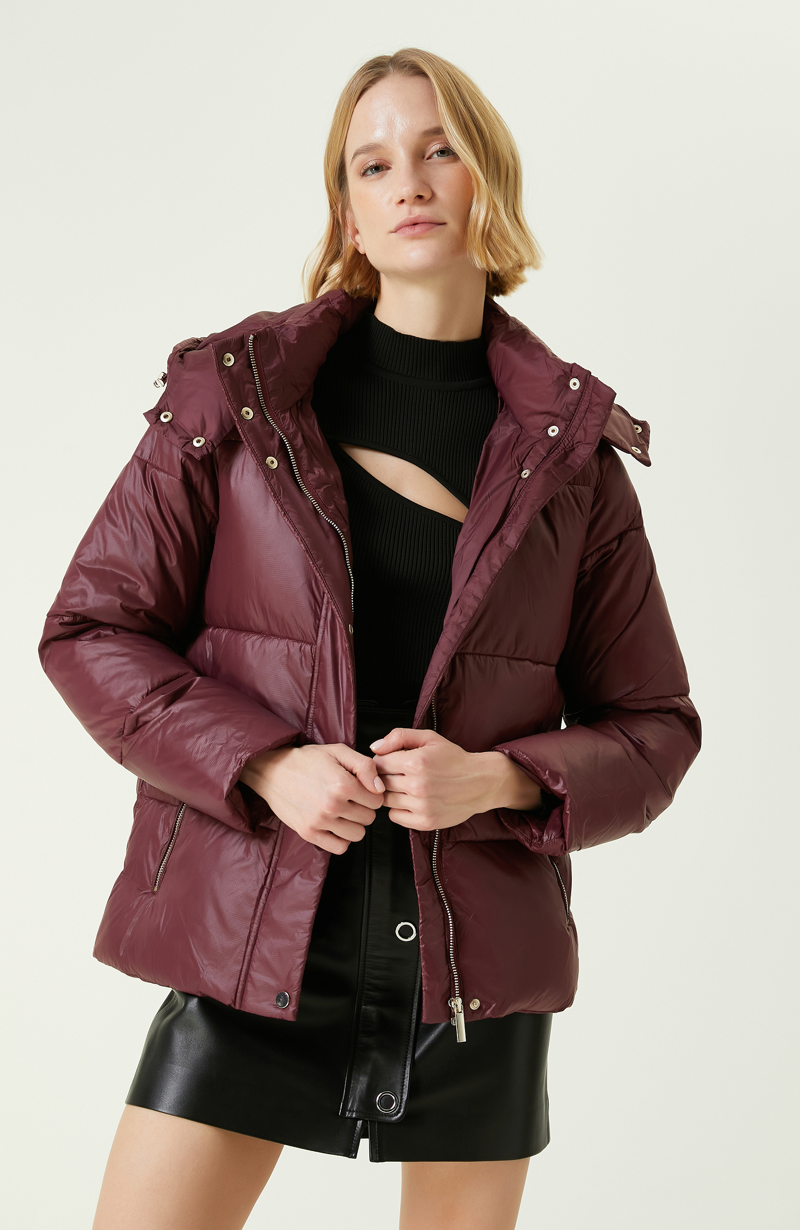 Bordo Geniş Kapitone Mont