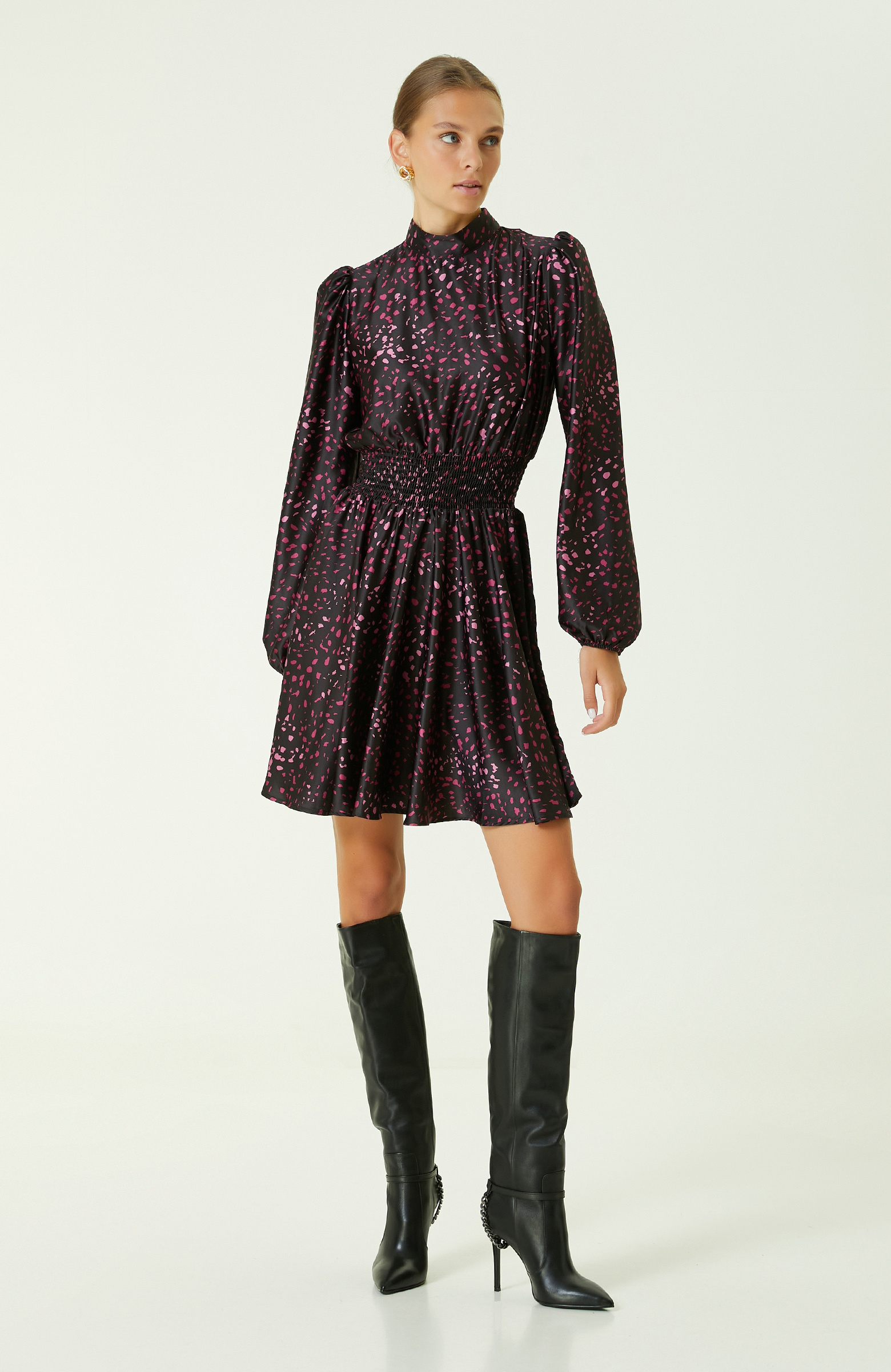 Siyah Desenli Elbise