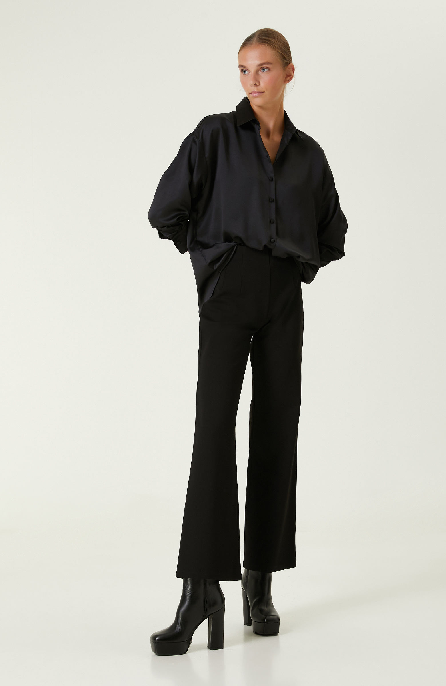 Siyah Örme Pantolon