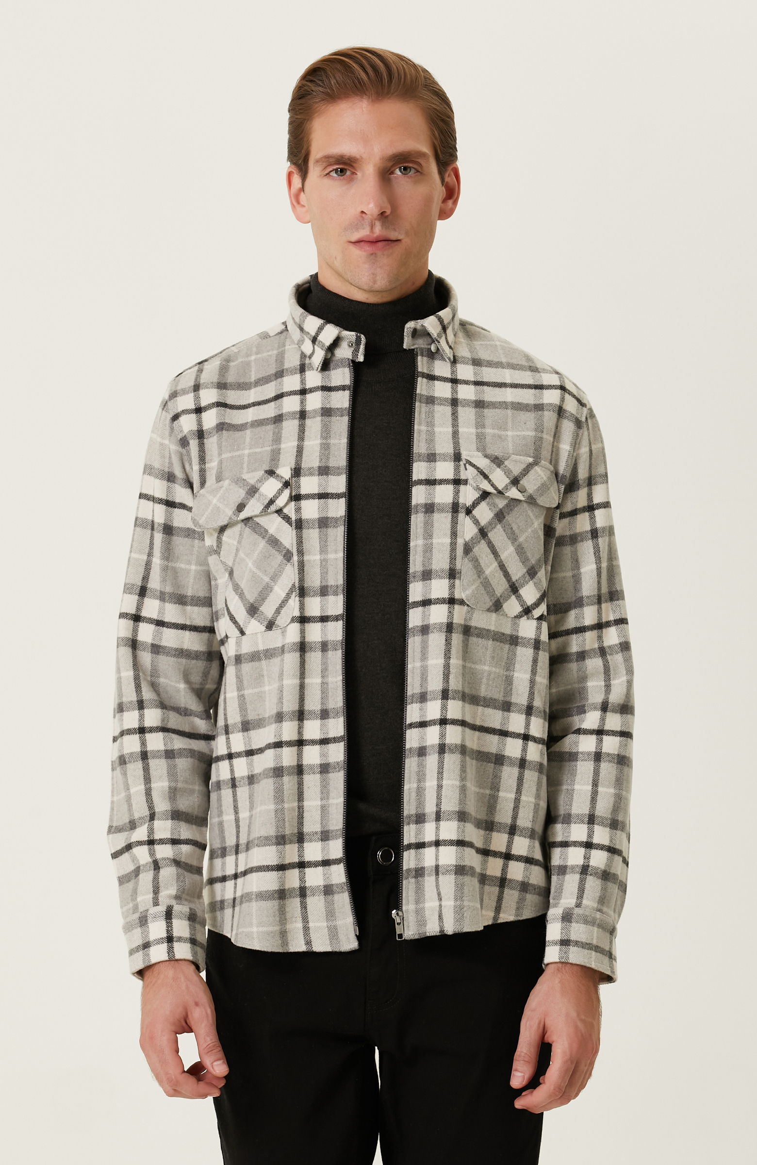 Antrasit Gri Ekose Desenli Gömlek Antrasit Gri Ekose Desenli Gömlek