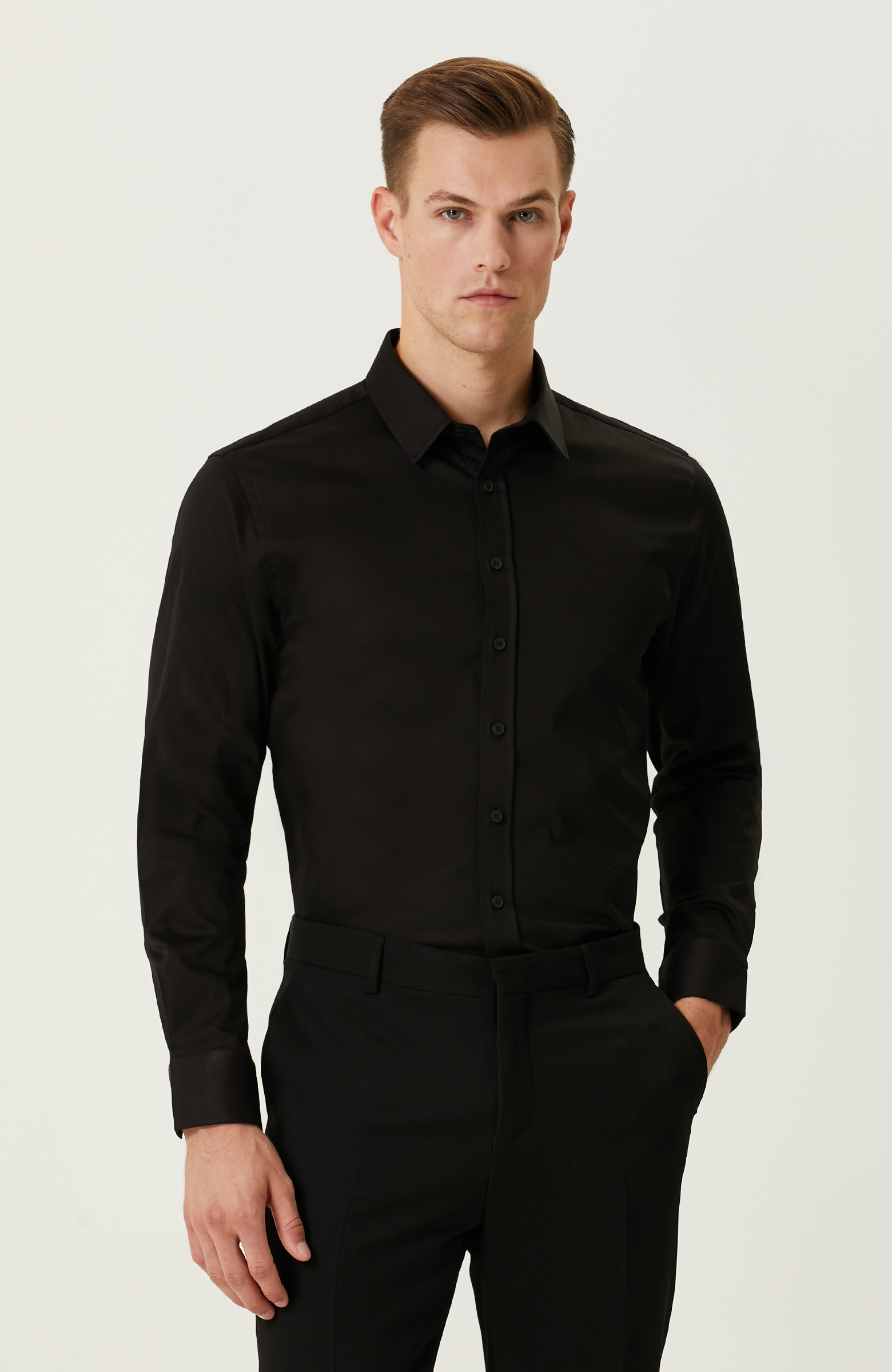 Balenli Siyah Gömlek