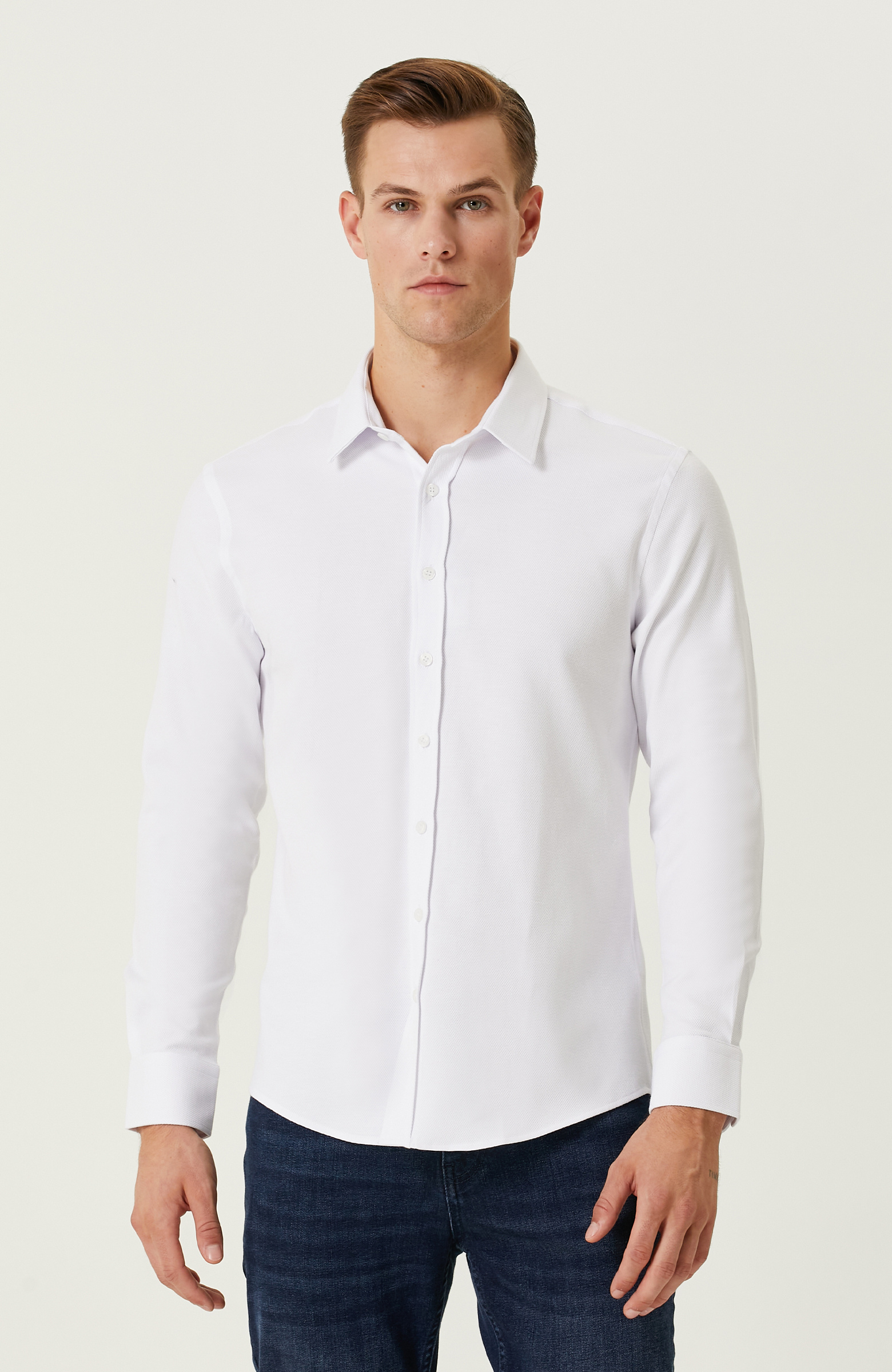 Beyaz Likralı Gömlek